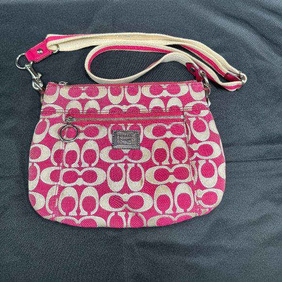 Coach | Bags | Coach Poppy Logo Print Small Crossbody Lightweight ...